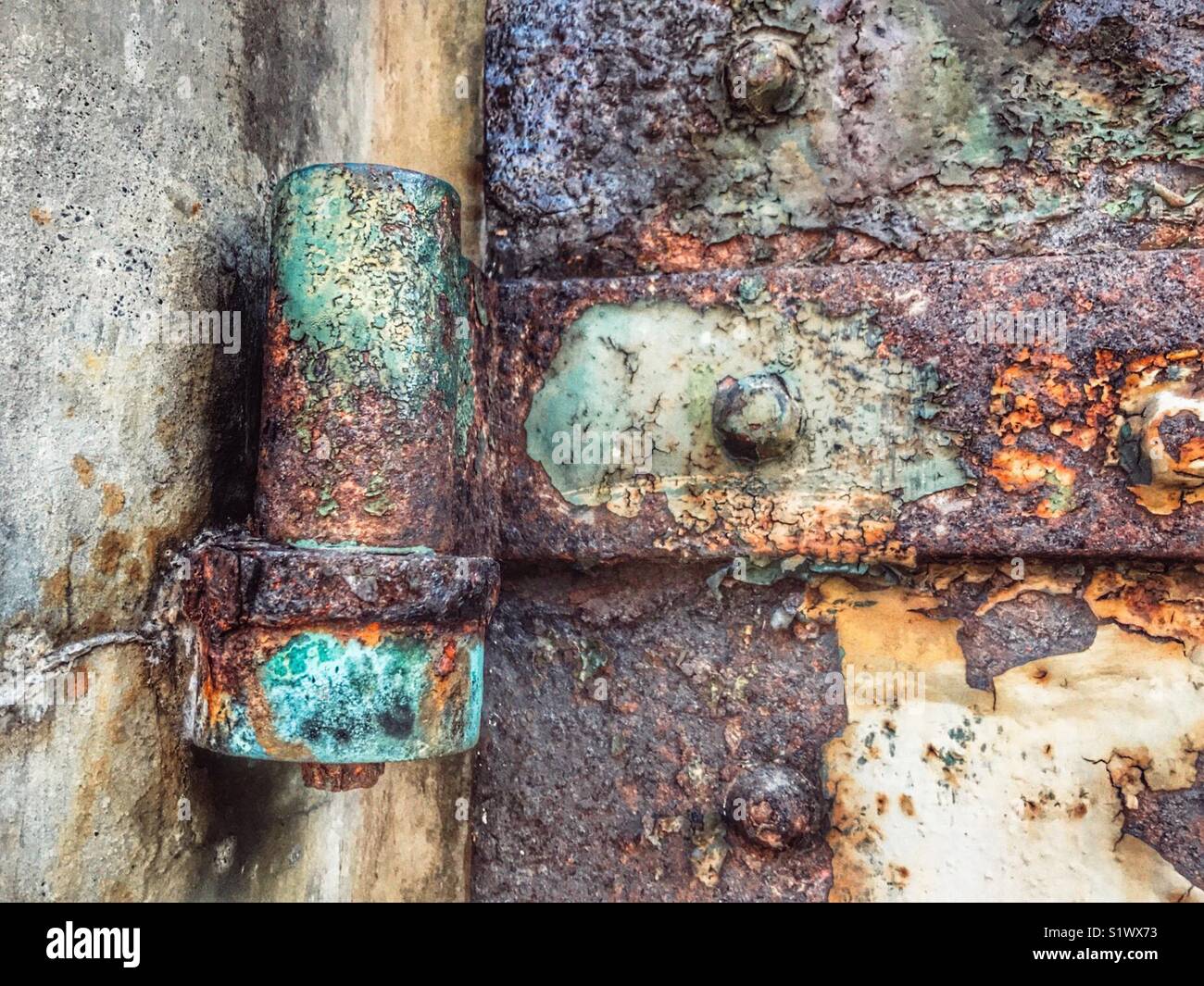 Old Rusty Hinge High Resolution Stock Photography and Images - Alamy