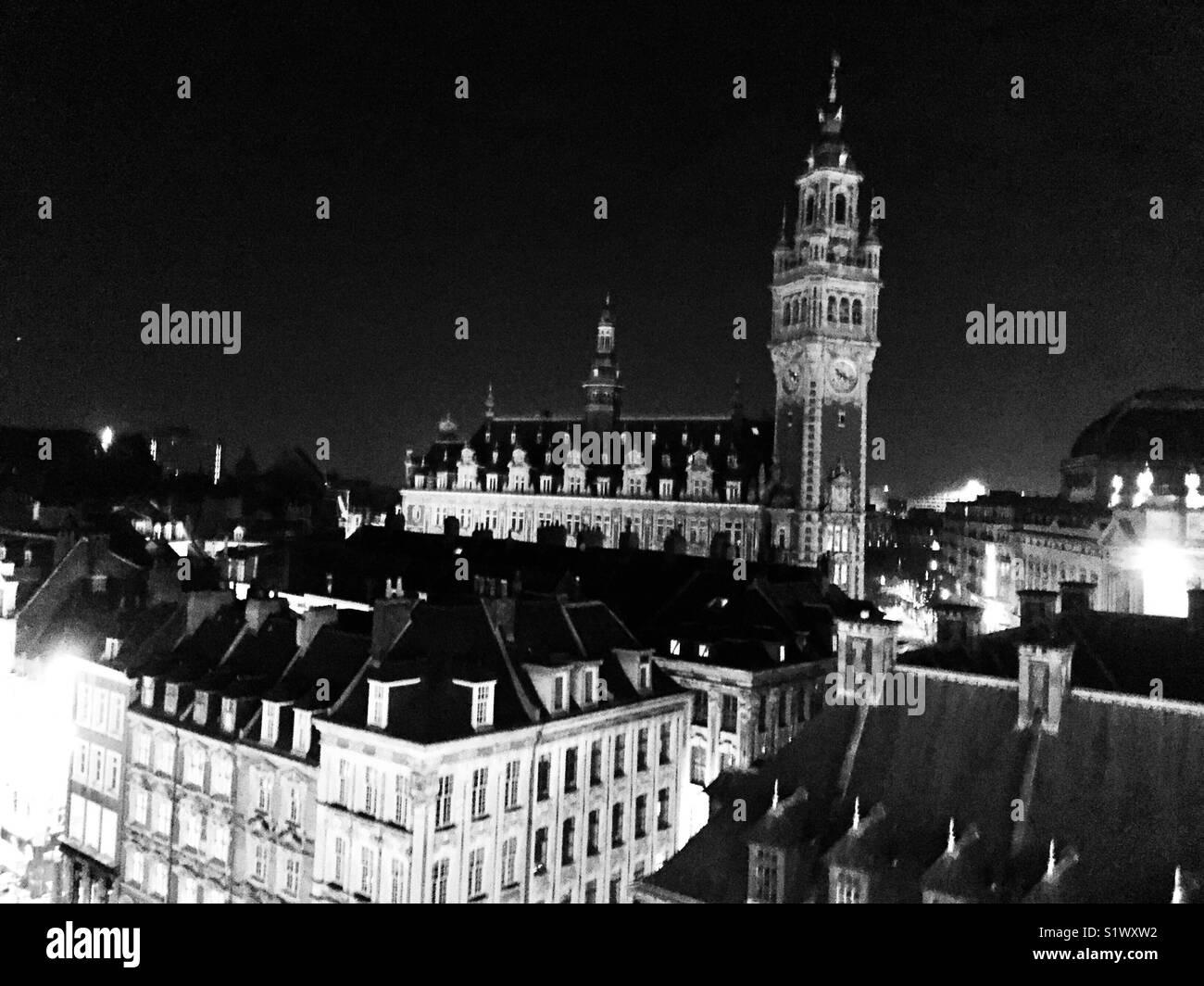 At night monuments hi-res stock photography and images - Alamy