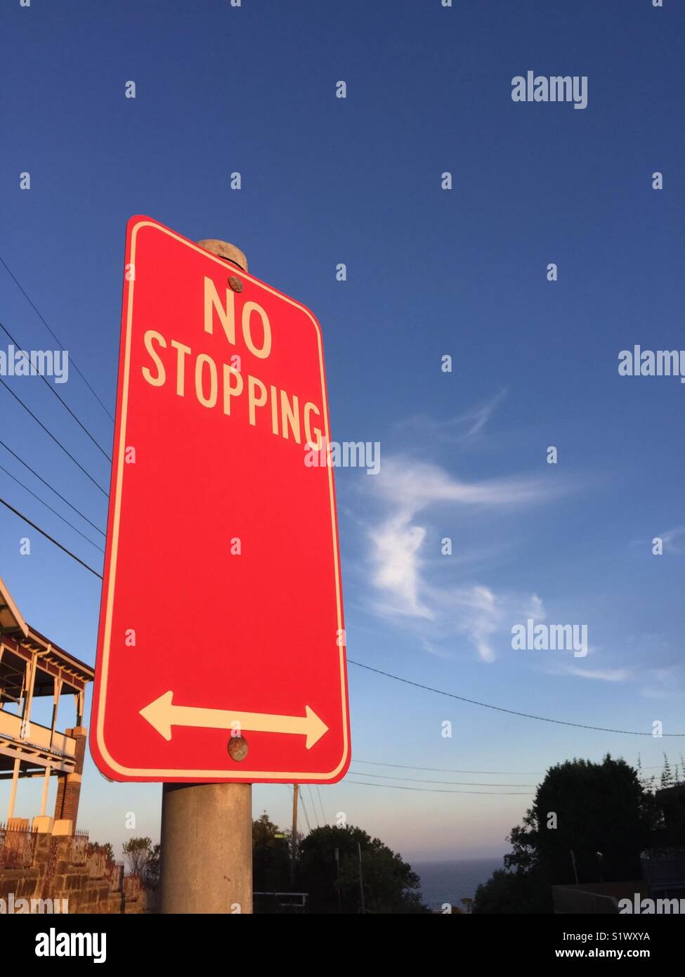 Road sign red arrow in hi-res stock photography and images - Alamy