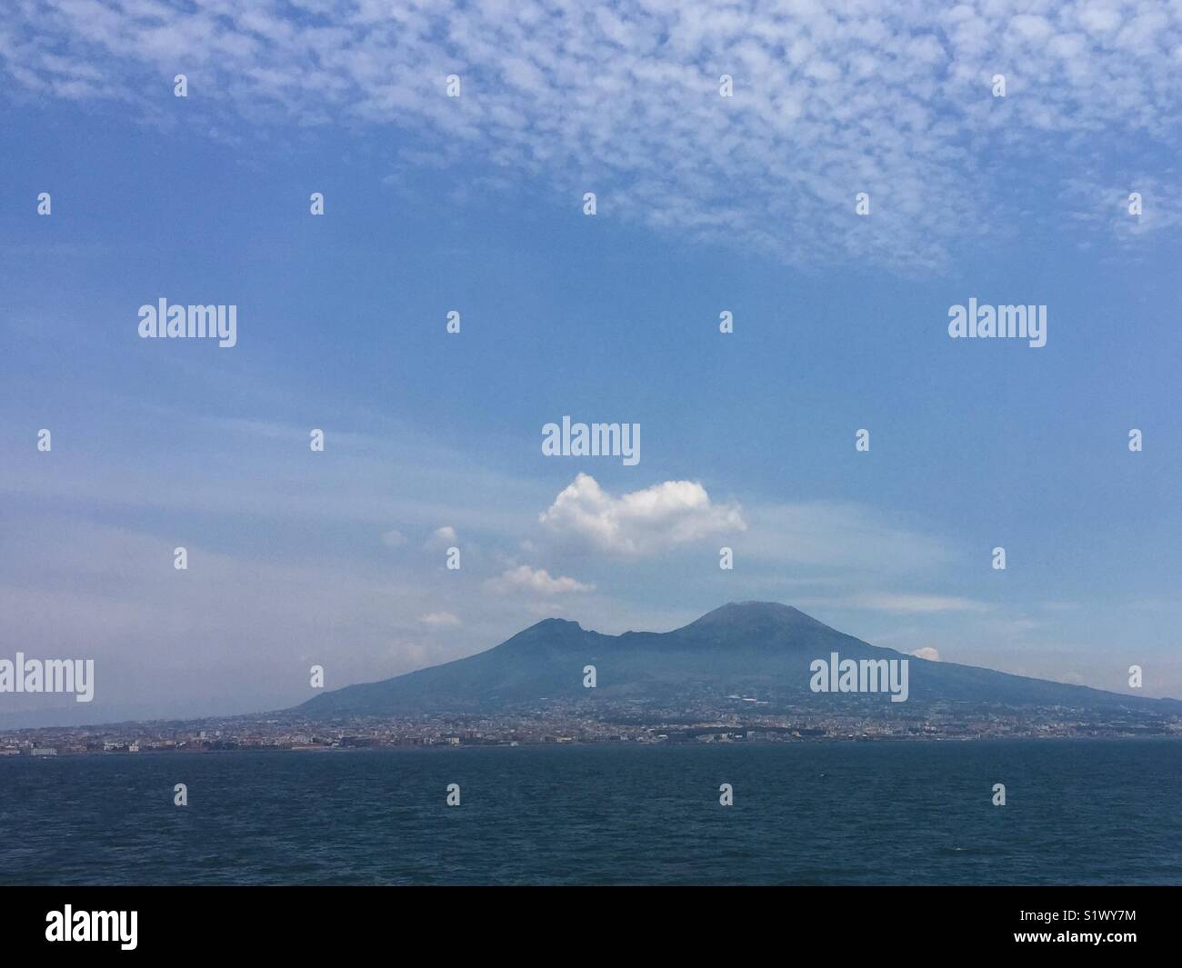 Italian volcano hi-res stock photography and images - Alamy