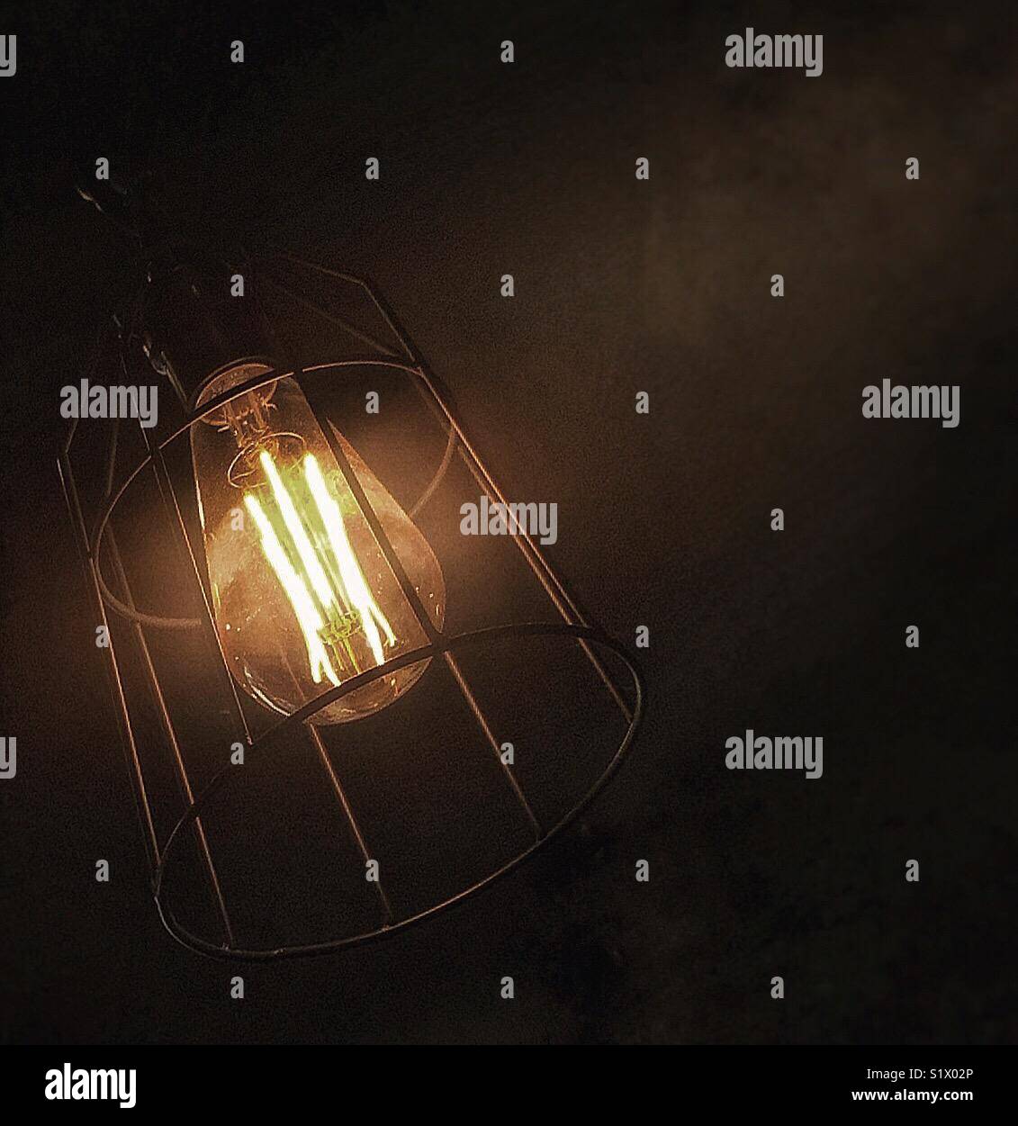 Lightbulb moment hi-res stock photography and images - Alamy