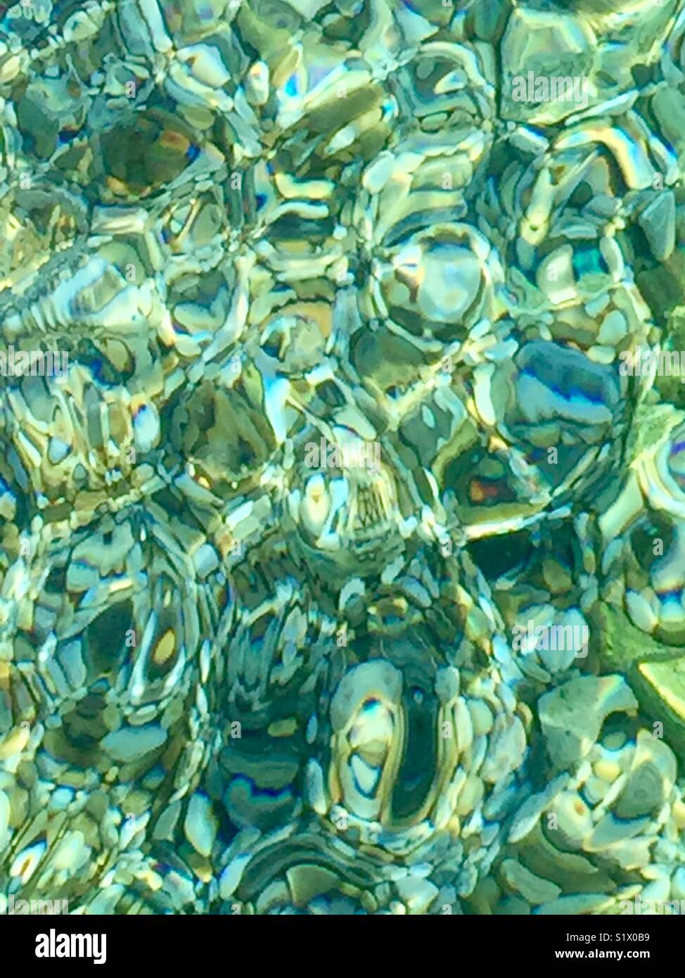 Pebble water ripples hi-res stock photography and images - Alamy