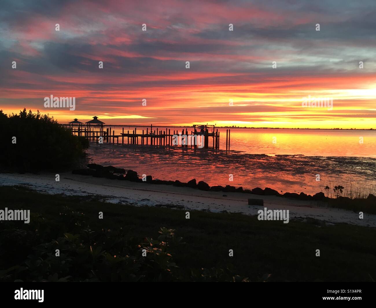 Safety harbor hi-res stock photography and images - Alamy