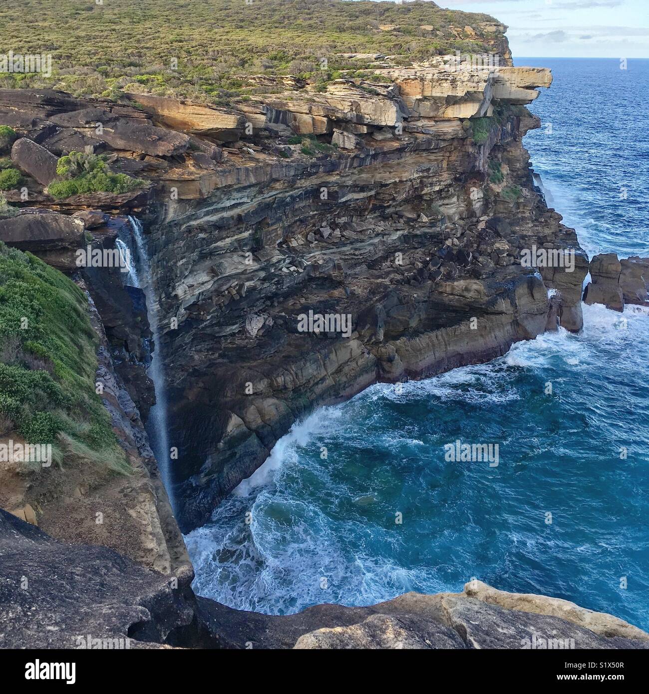Waterfall sydney hi-res stock photography and images - Alamy