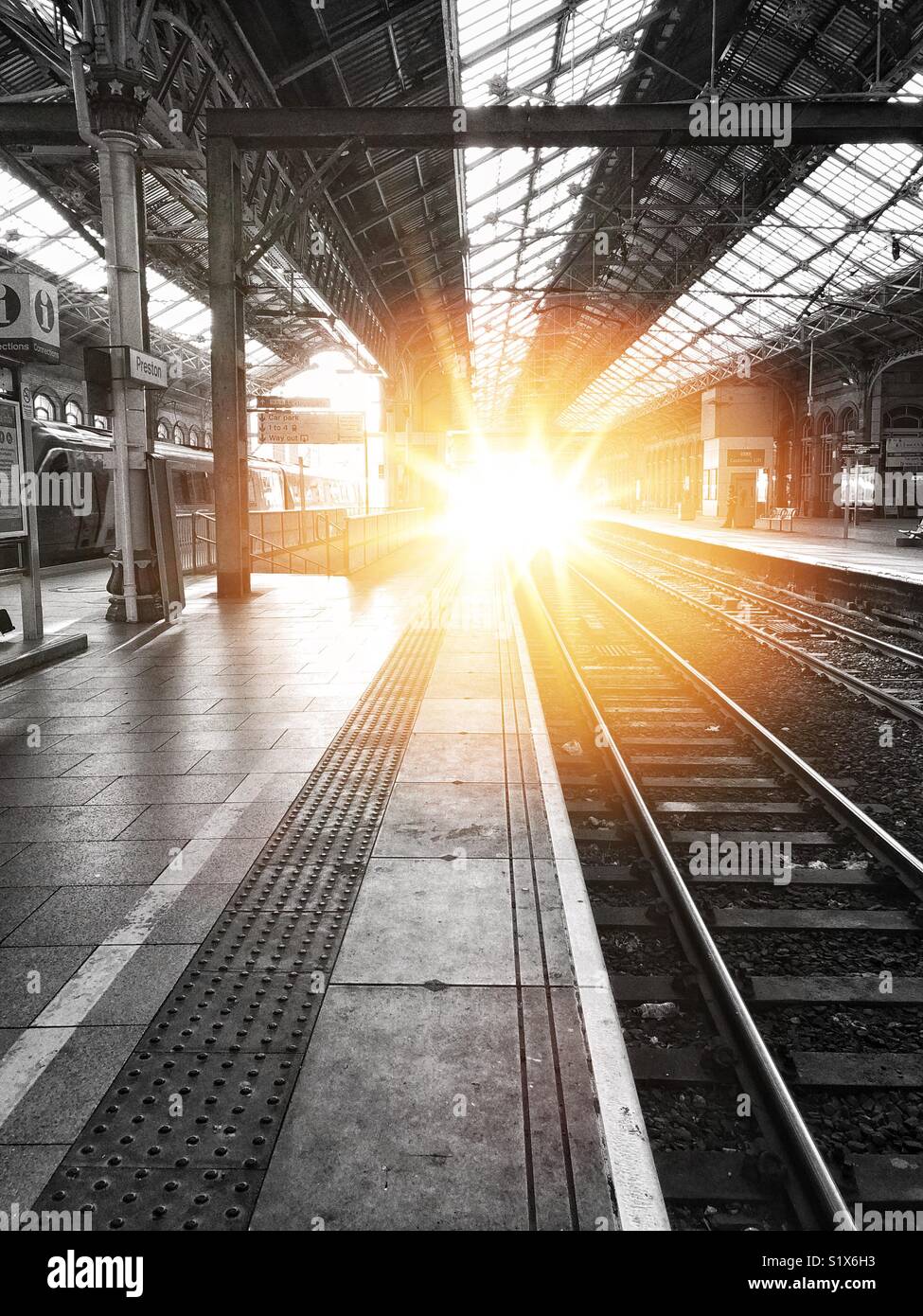 Victorian train platform hi-res stock photography and images - Alamy