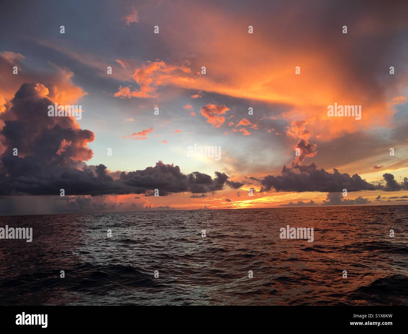 Offshore sunset hi-res stock photography and images - Alamy