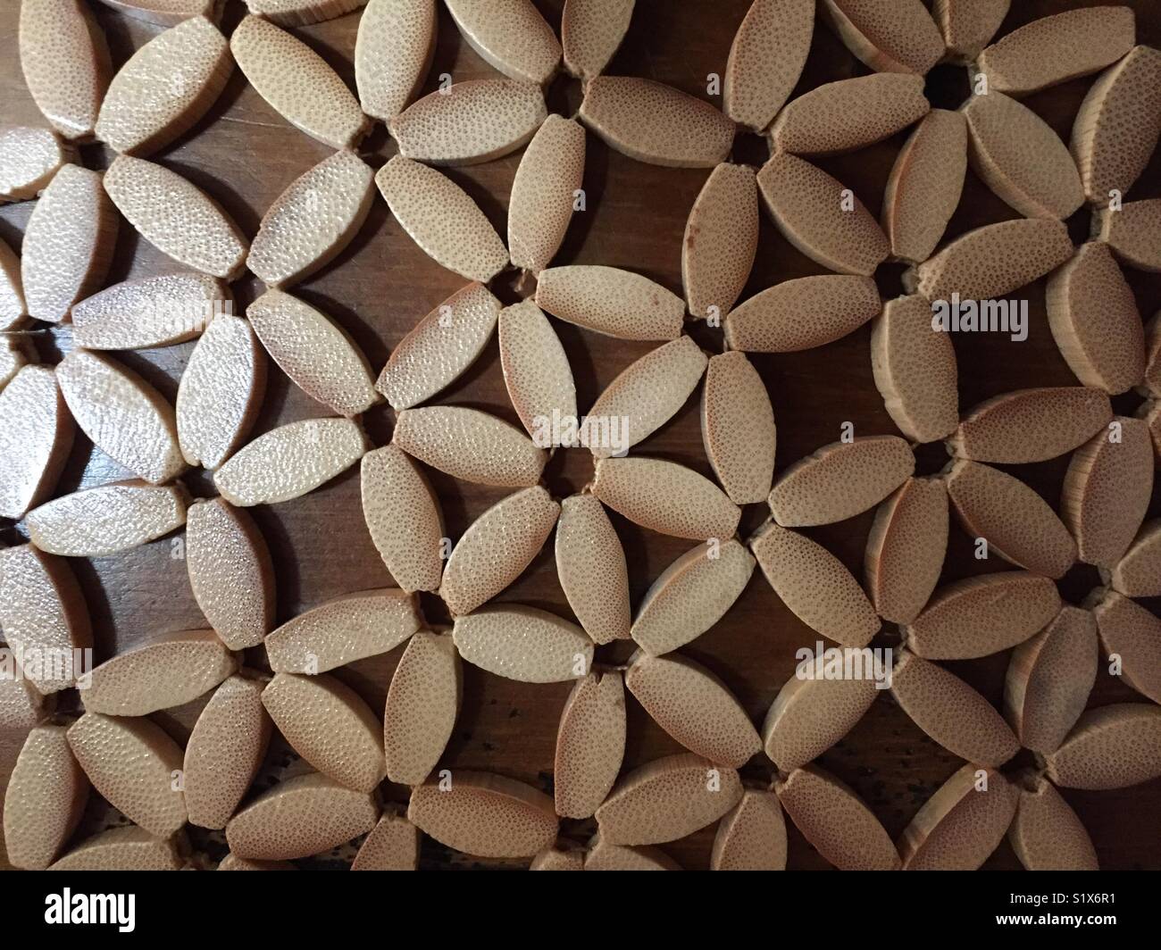 Bamboo craft flower hi-res stock photography and images - Alamy