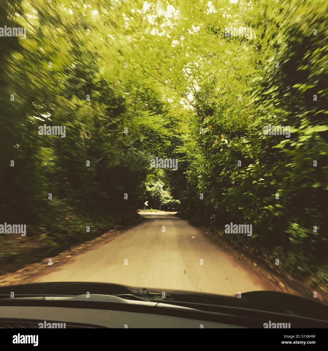 Country lanes hi-res stock photography and images - Alamy