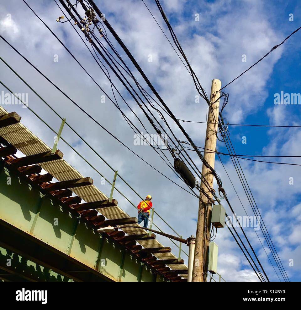 Above ground train hi-res stock photography and images - Alamy