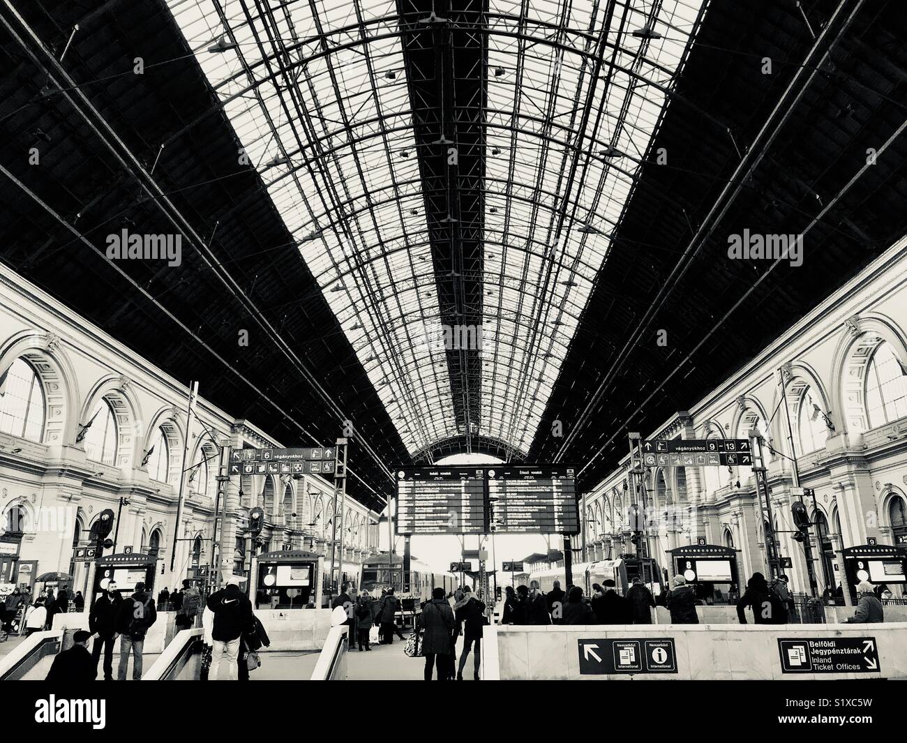 Budapest Keleti Railway Station High Resolution Stock Photography and ...