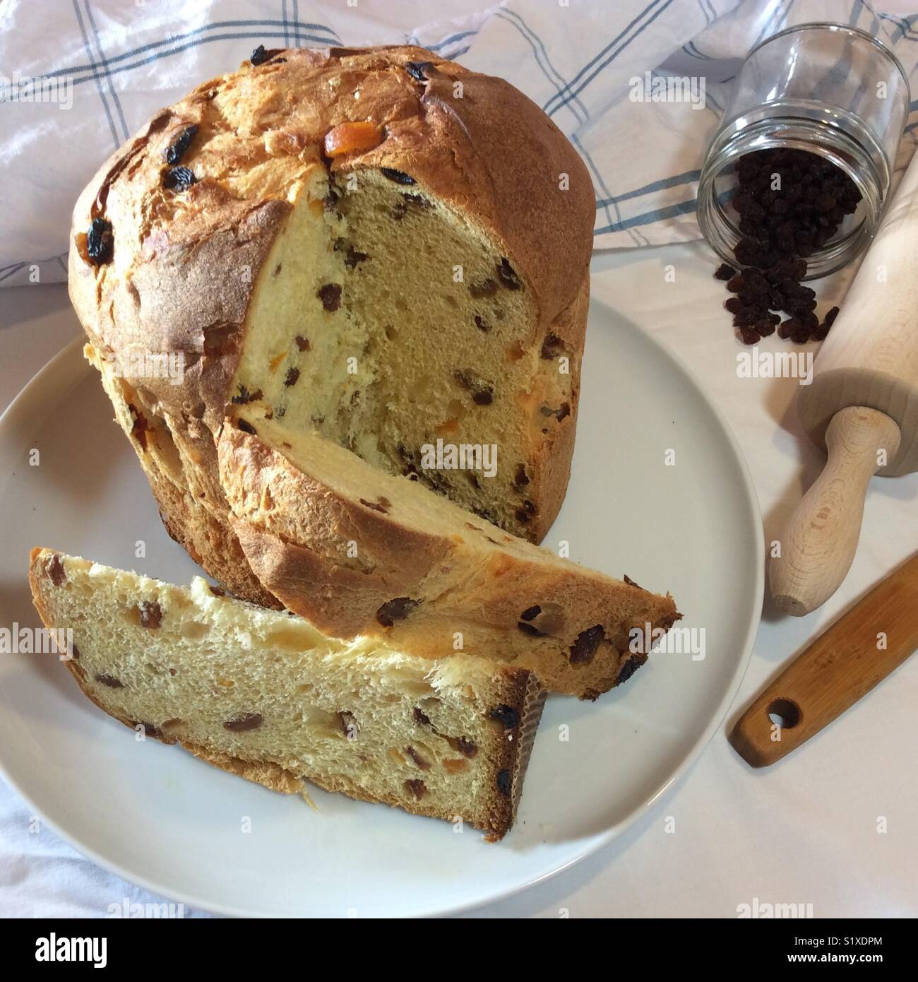 Panettone and italy hi-res stock photography and images - Alamy