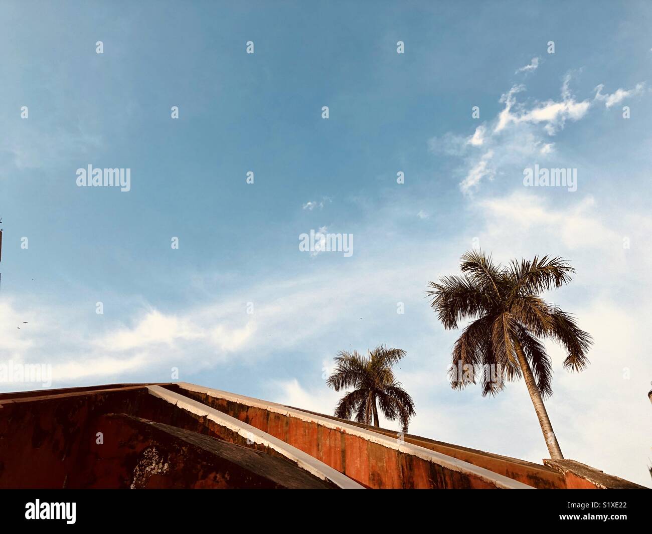 Beautiful skyline landscape hi-res stock photography and images - Alamy