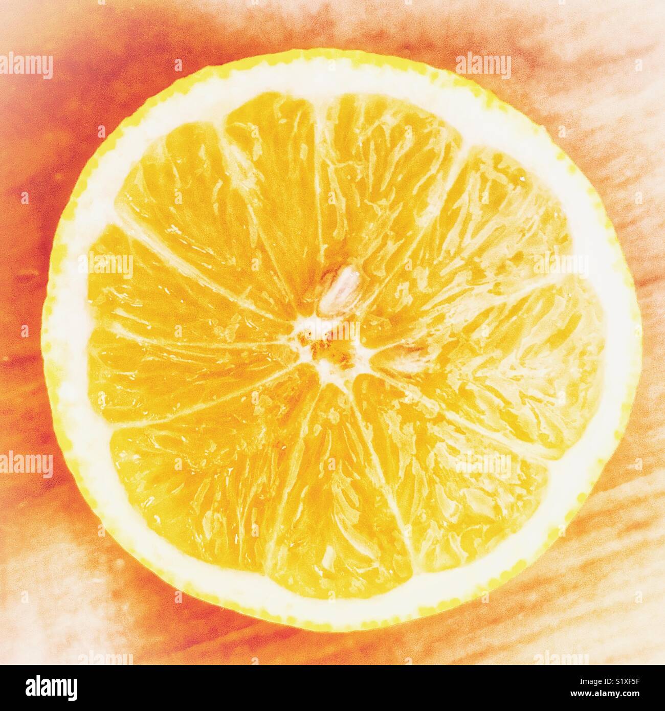 Lemon, cut in half Stock Photo - Alamy