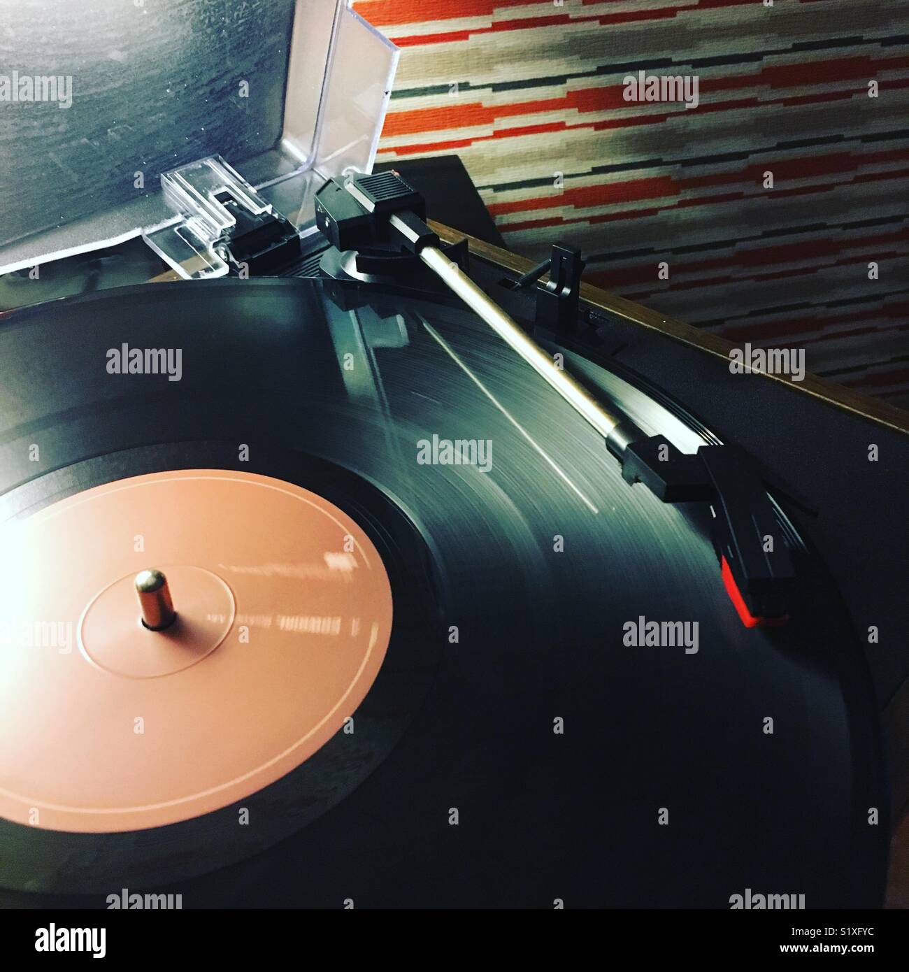 Old School Record Player High Resolution Stock Photography and Images ...