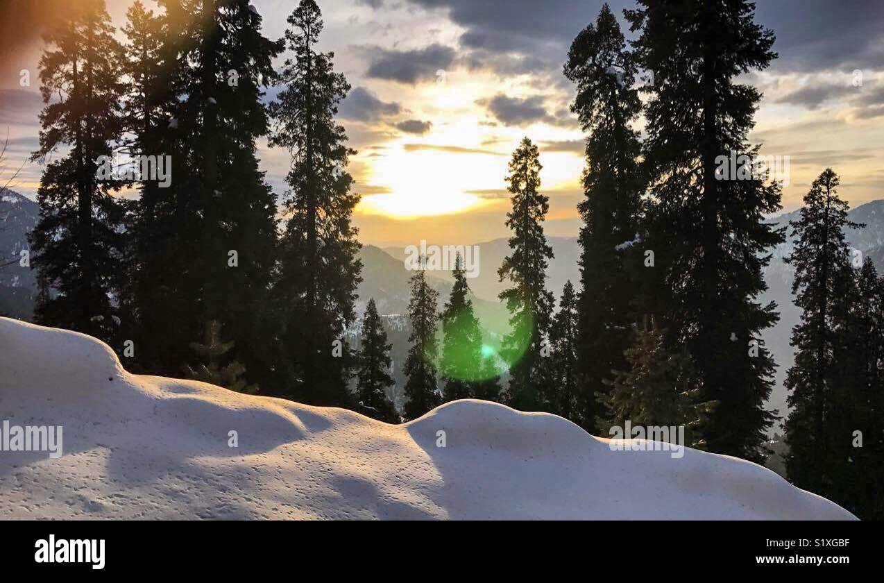 Cold and sunset hi-res stock photography and images - Alamy