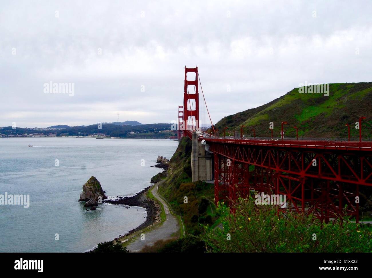 Wide angle of the San Francisco famous Golden Gate bridge Stock Photo ...