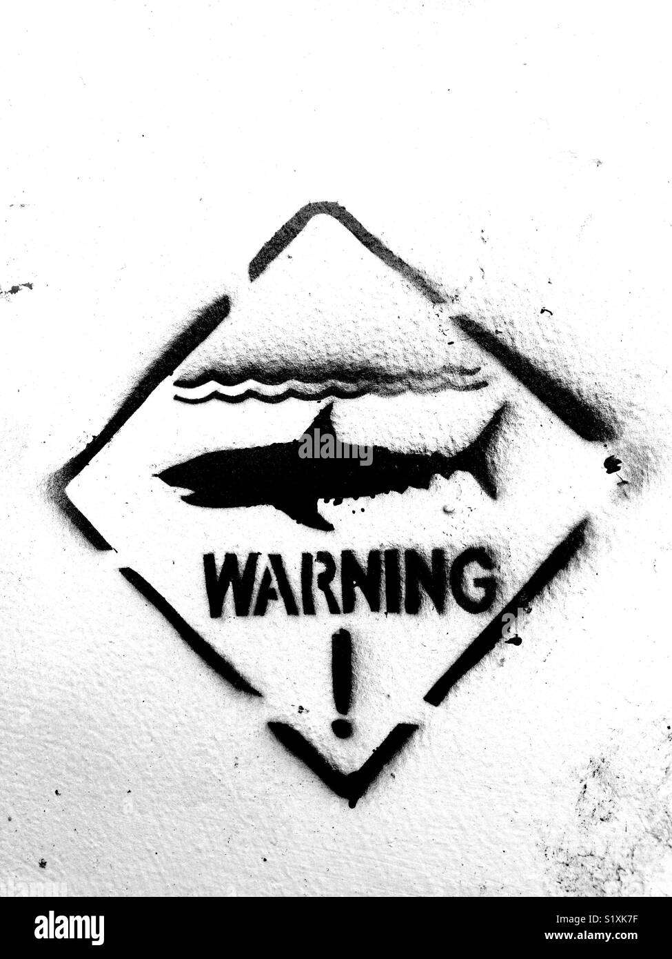 Shark warning sign hi-res stock photography and images - Alamy