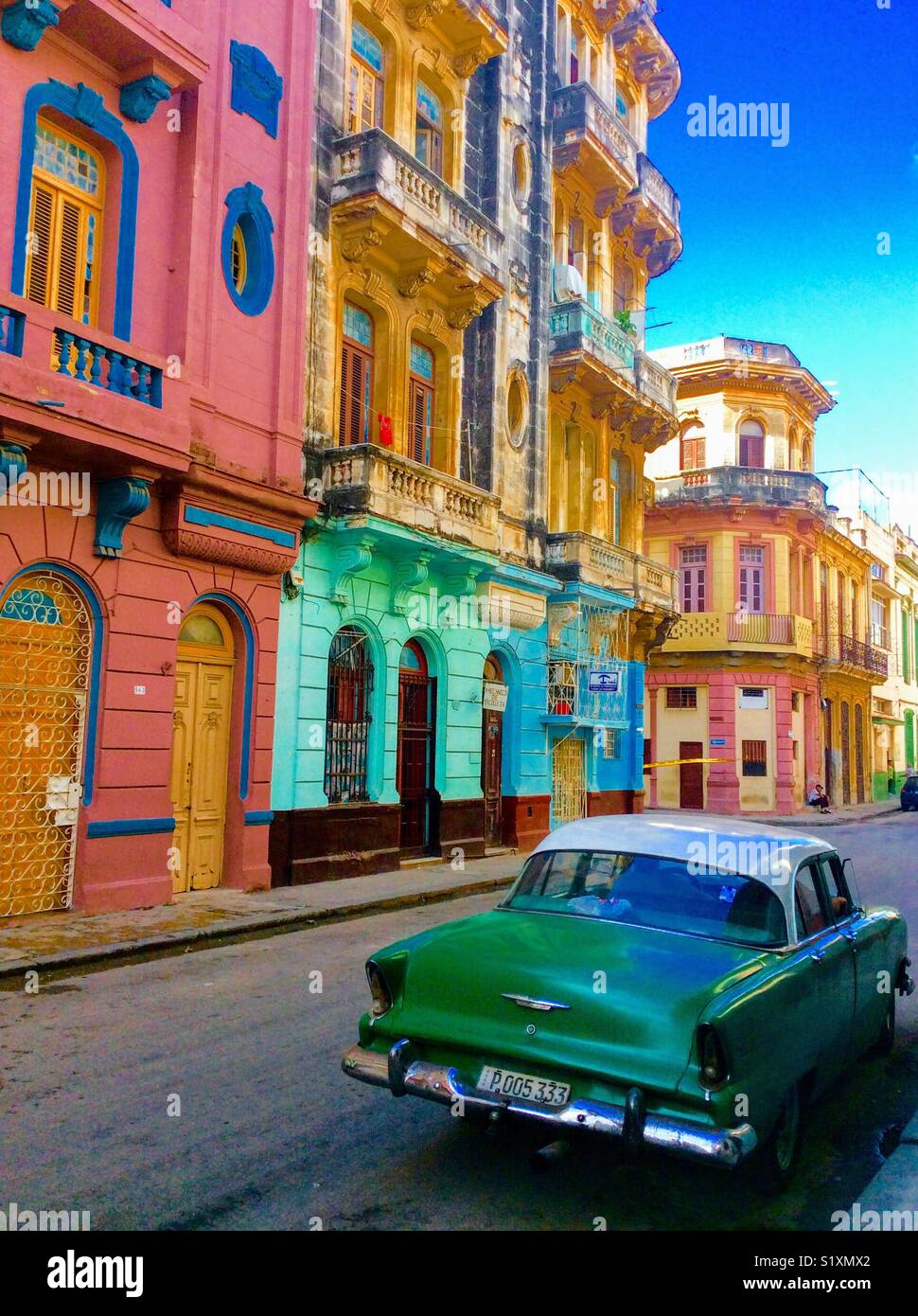 Pastel architecture hi-res stock photography and images - Alamy