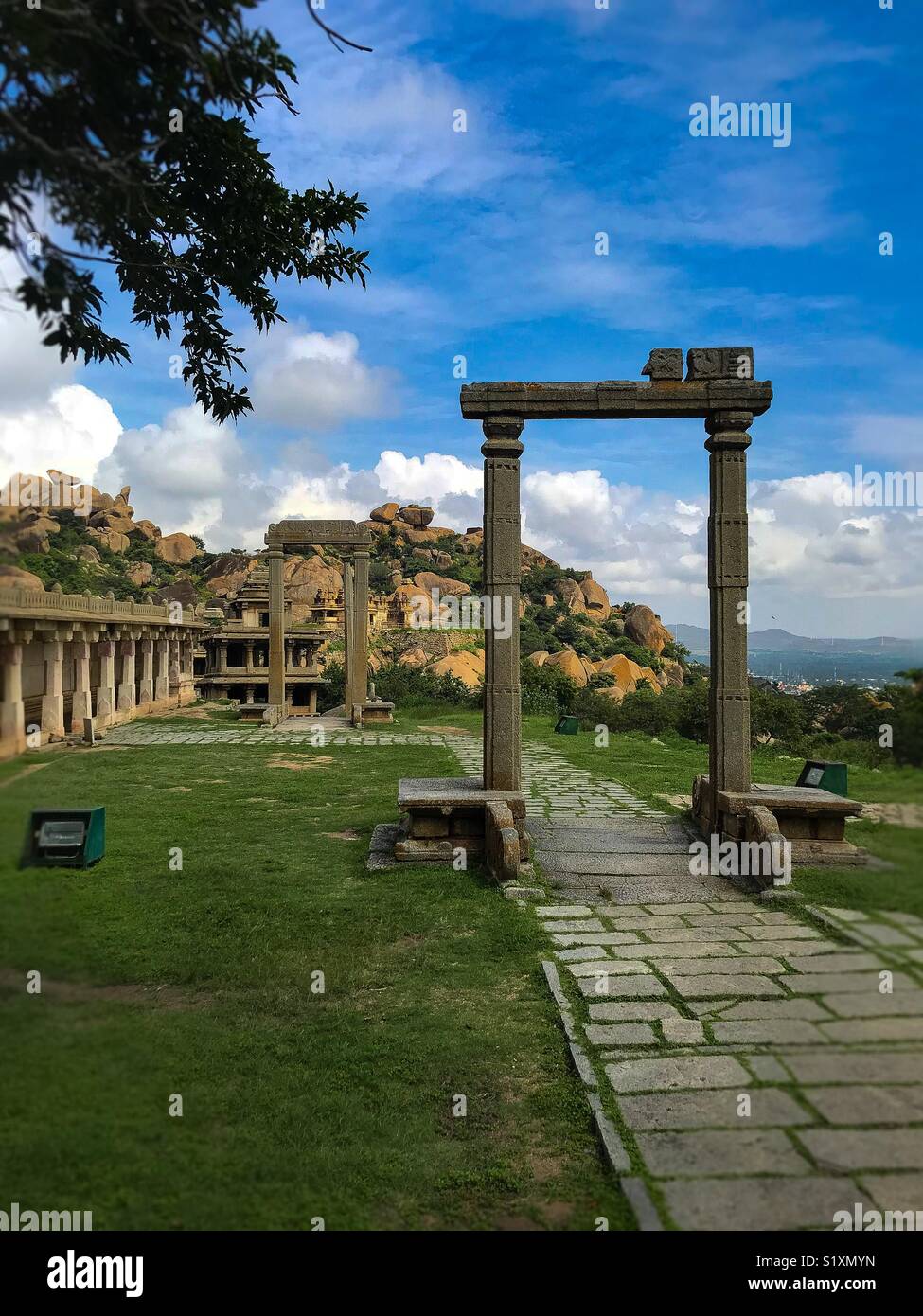 Artistic technology hi-res stock photography and images - Alamy