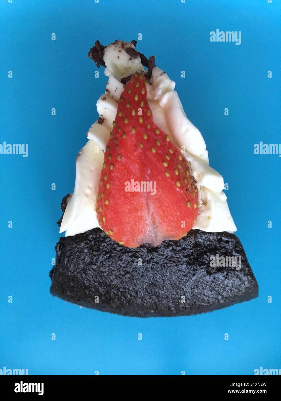 Slice of cake view from above Stock Photo - Alamy