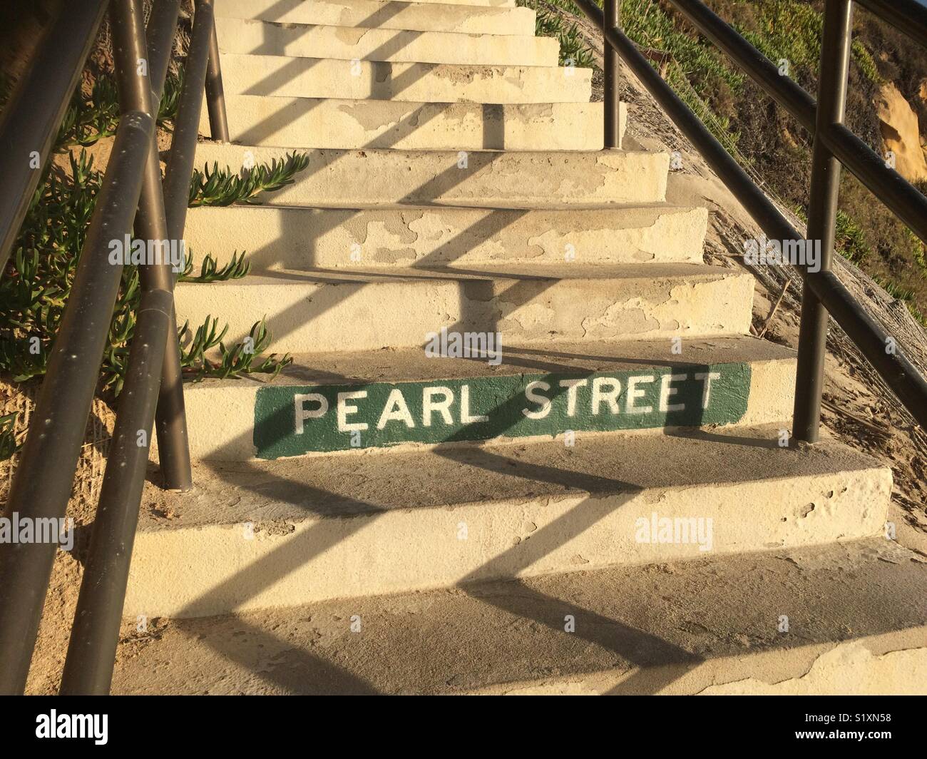 Pearl street hi-res stock photography and images - Alamy