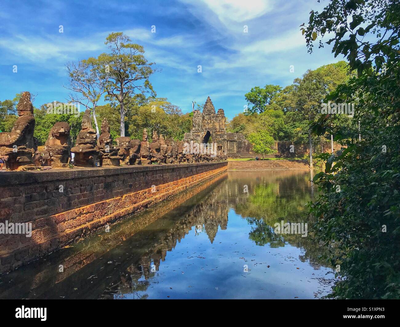Culture temple hi-res stock photography and images - Alamy
