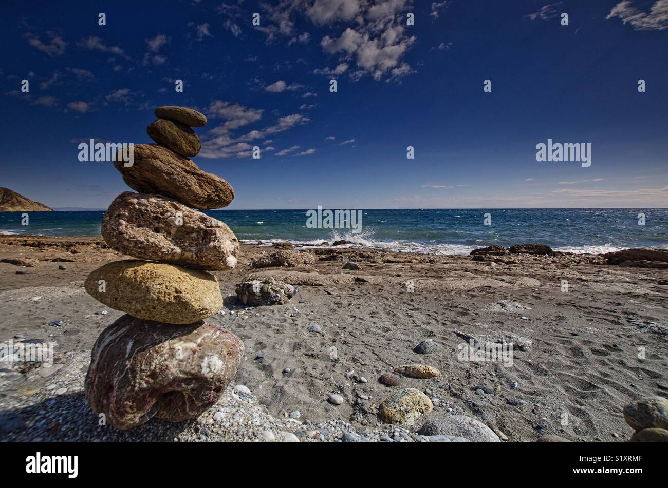 Pebble pebbles sculpture hi-res stock photography and images - Alamy