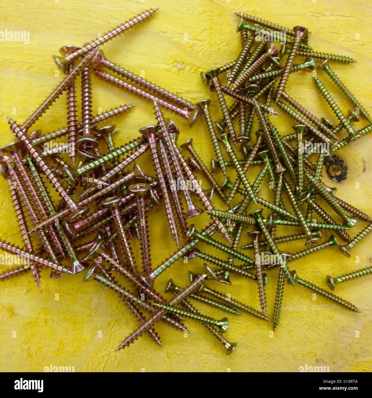 Screw fixture hi-res stock photography and images - Alamy
