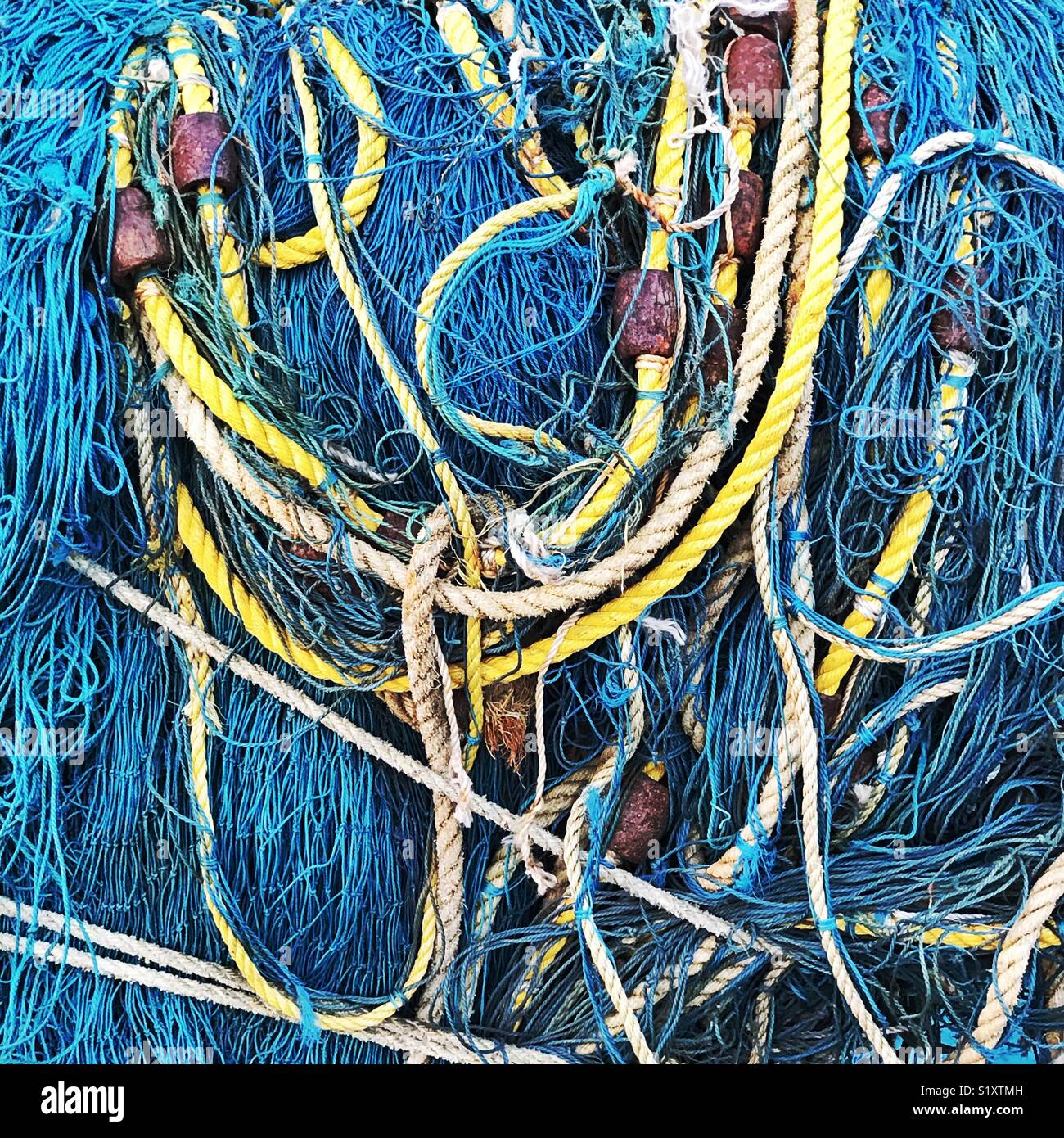 Tangled nets hi-res stock photography and images - Alamy