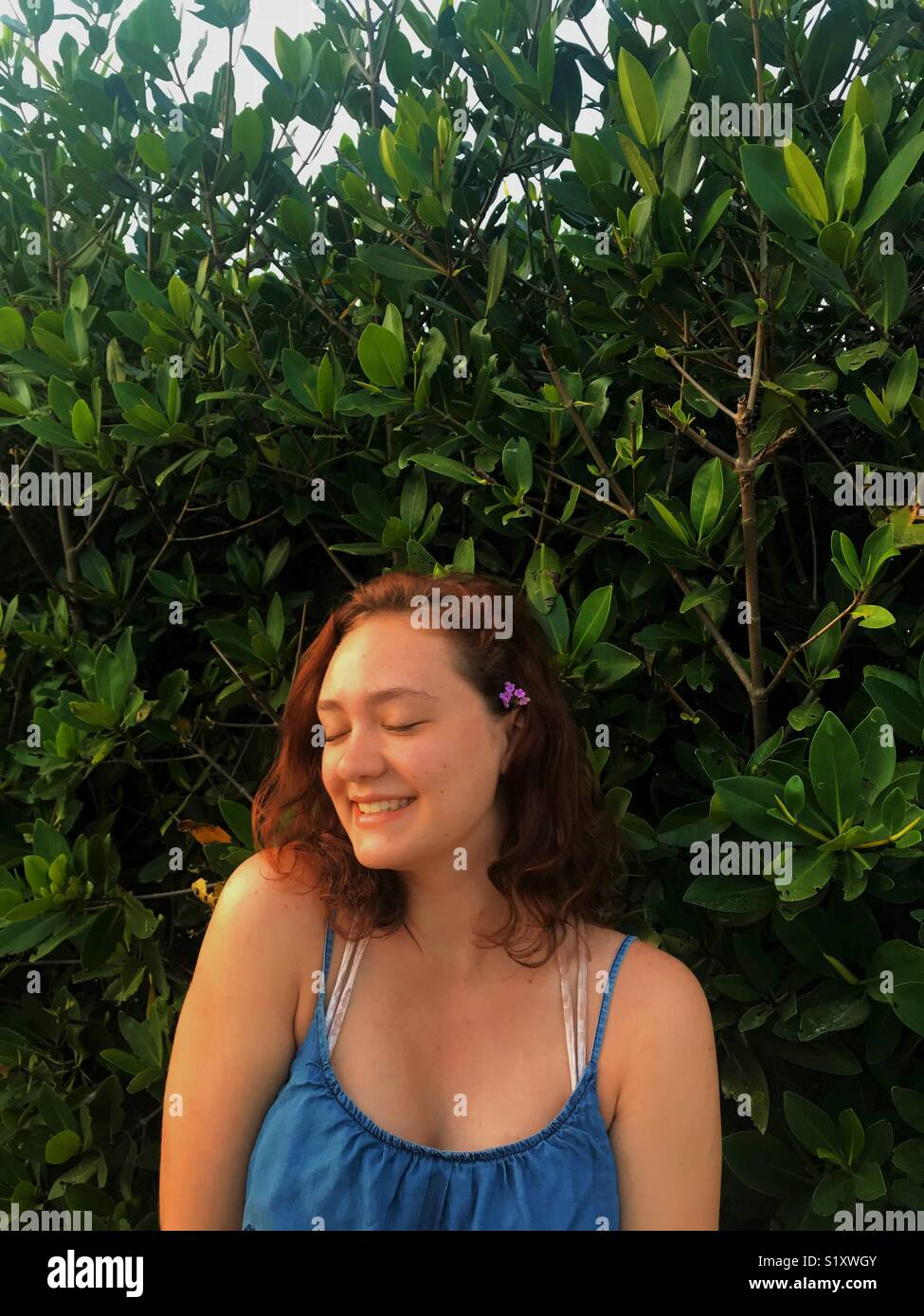 Sun tan girl hi-res stock photography and images - Alamy