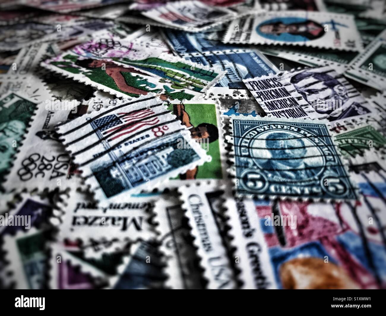 Usa stamps hi-res stock photography and images - Alamy