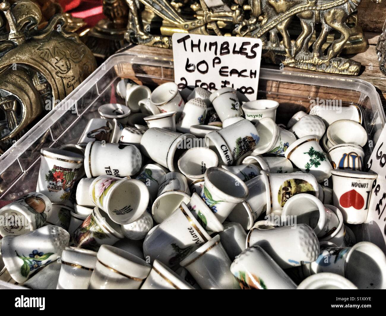 Thimbles Stock Photos & Thimbles Stock Images - Alamy
