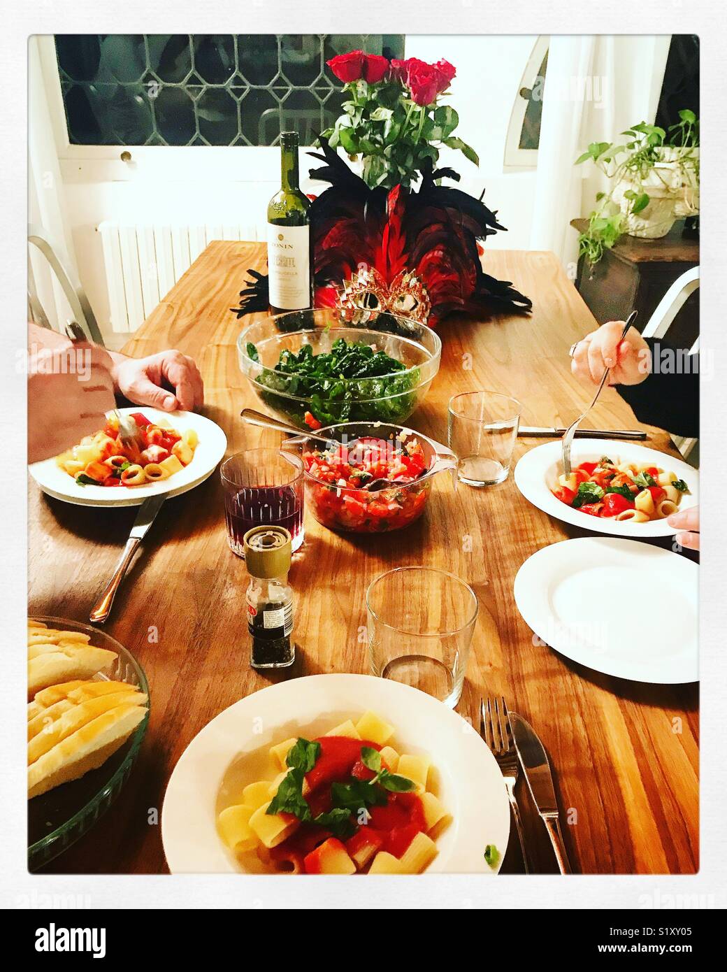 Pasta diner party hi-res stock photography and images - Alamy