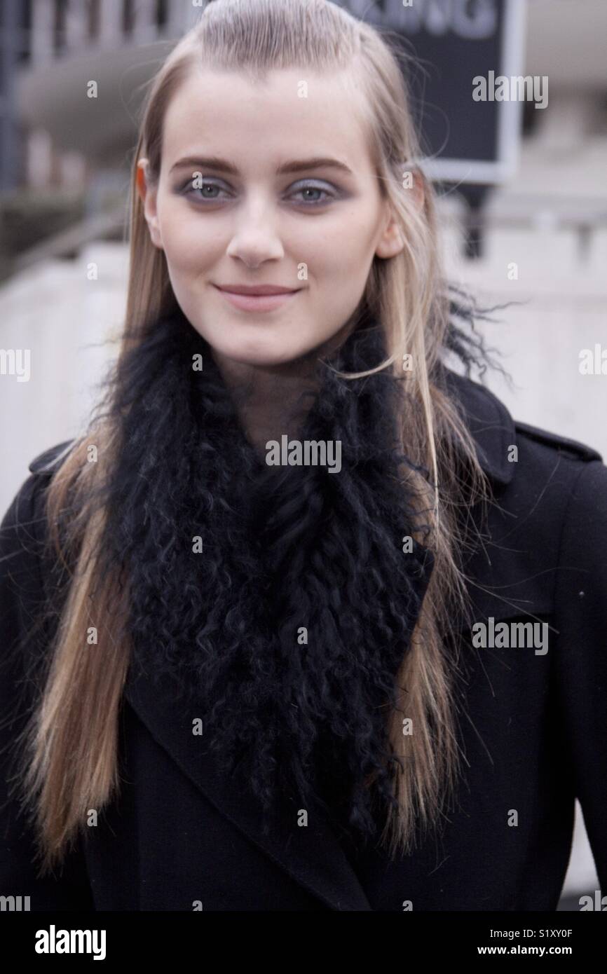 Beautiful glowing skin. Fashion model Stock Photo - Alamy