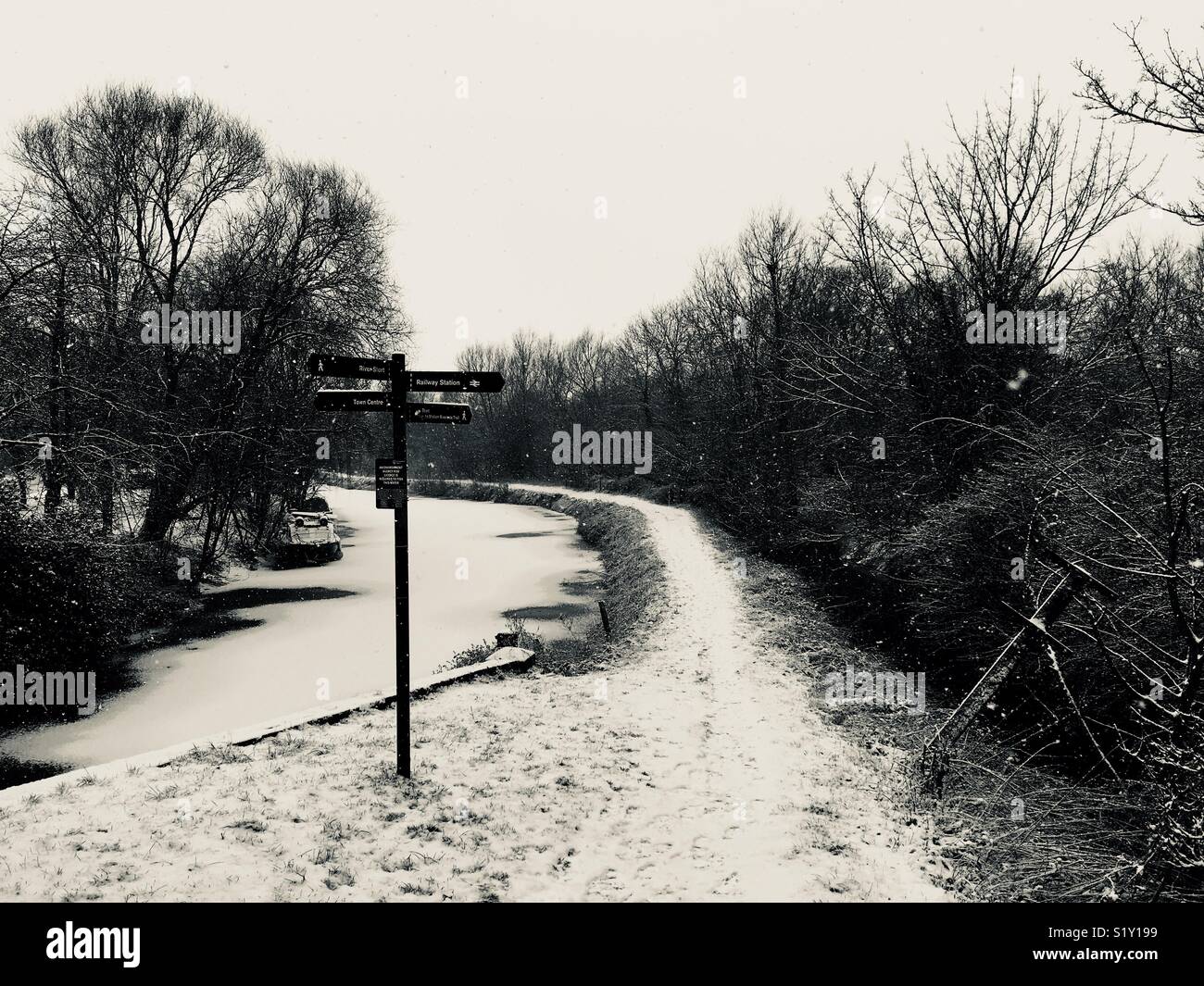 The River Stort, sawbridgeworth, Hertfordshire, uk Stock Photo - Alamy