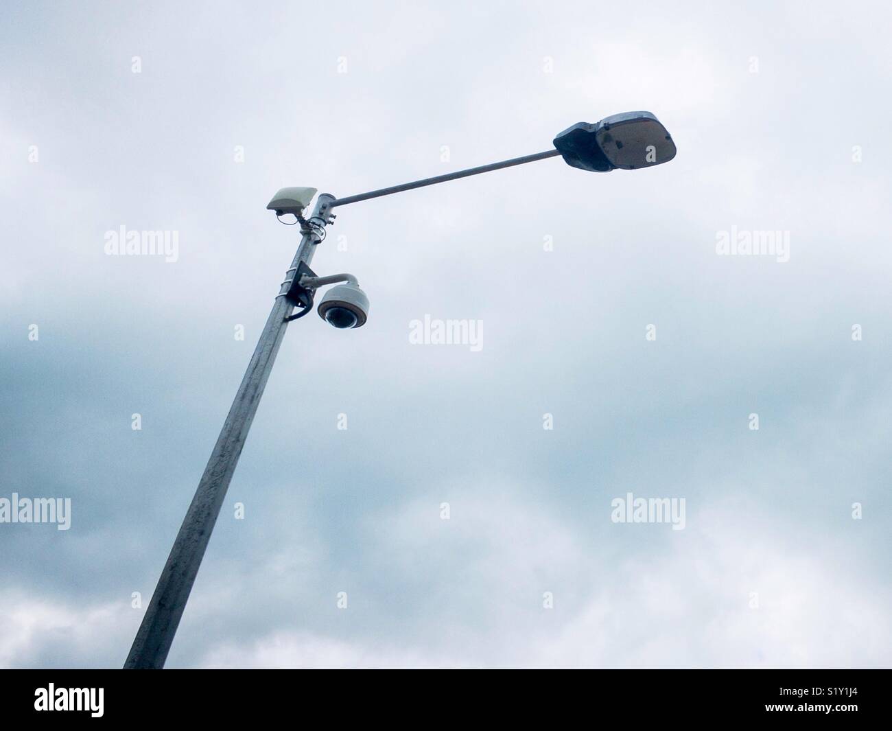 CCTV camera on a lamppost Stock Photo - Alamy