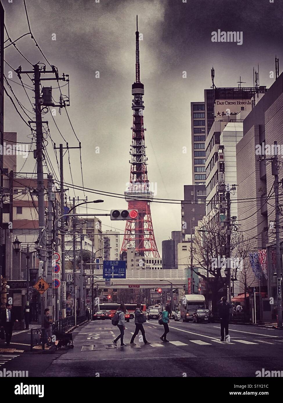 Tokyo tower street hi-res stock photography and images - Alamy