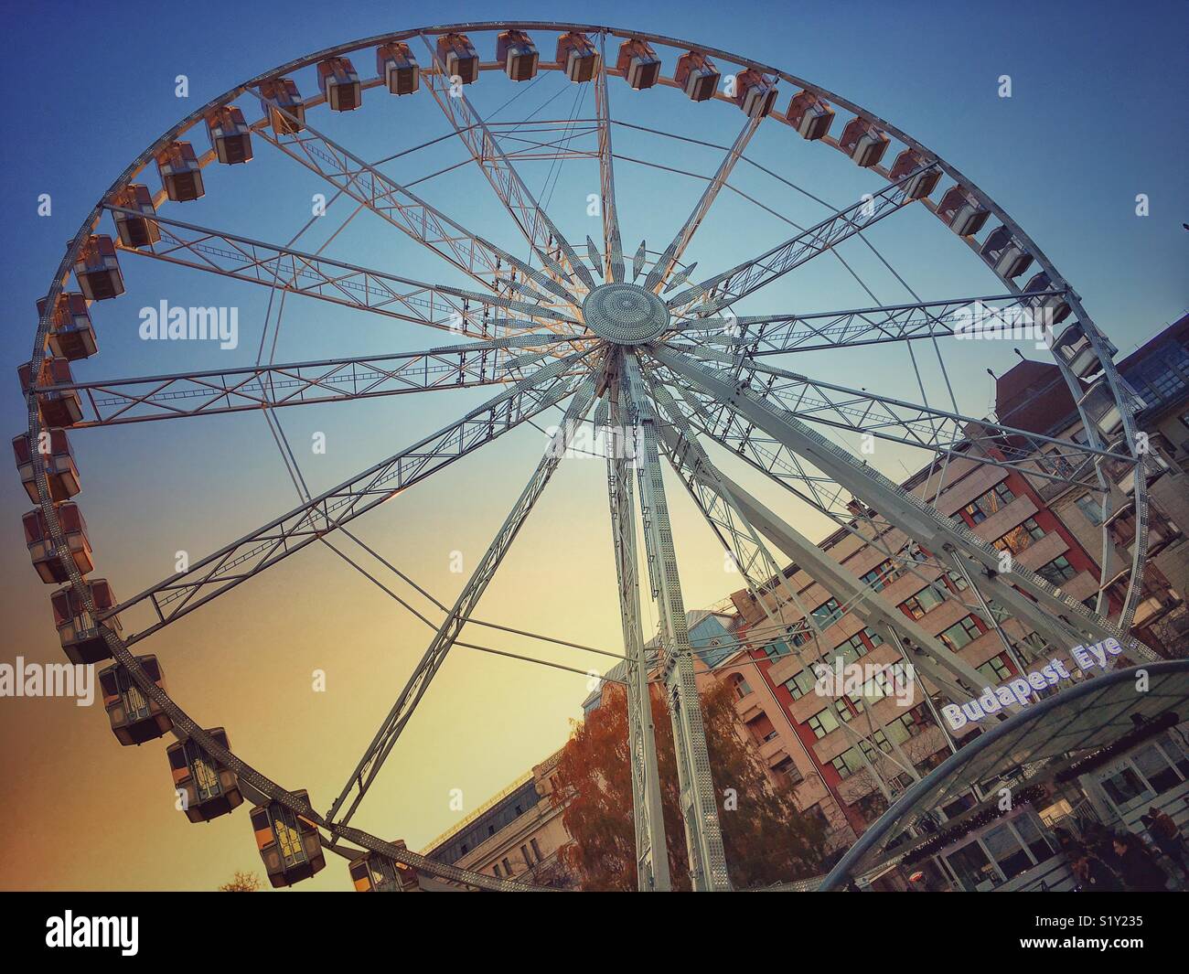 Budapest eye ferris wheel hi-res stock photography and images - Alamy
