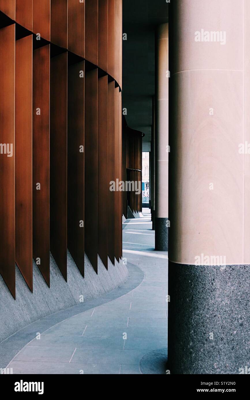 Walkway pillars hi-res stock photography and images - Alamy
