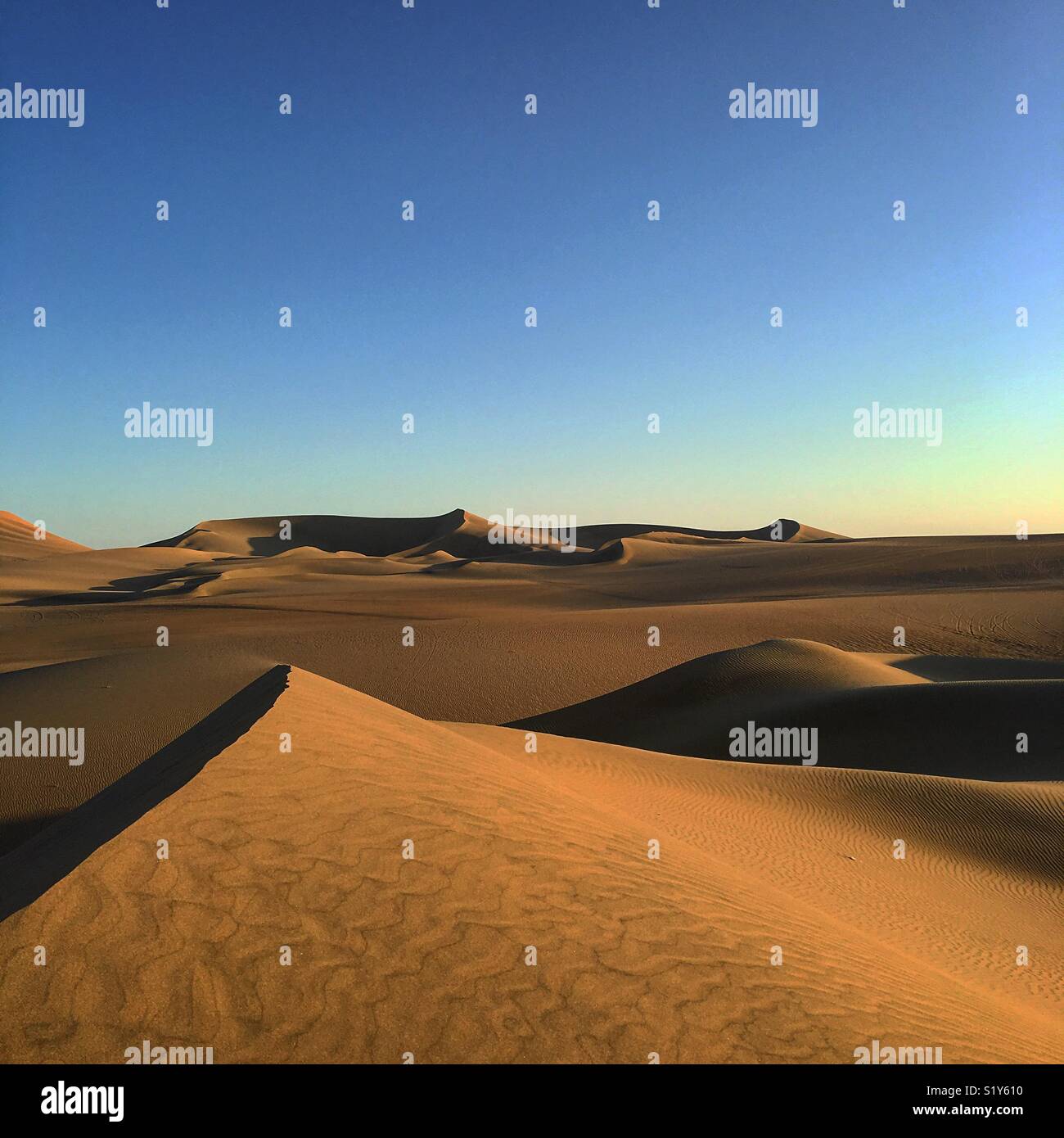 Desert peru hi-res stock photography and images - Alamy