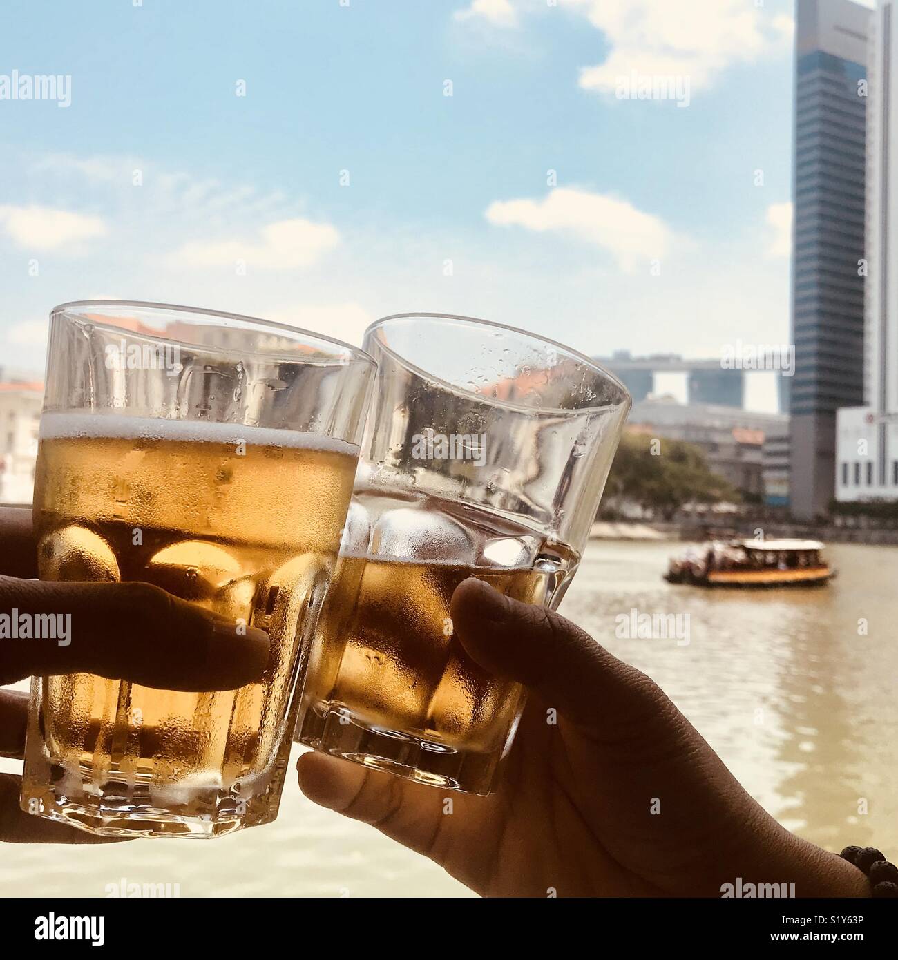 Beer cheers asia hi-res stock photography and images - Alamy