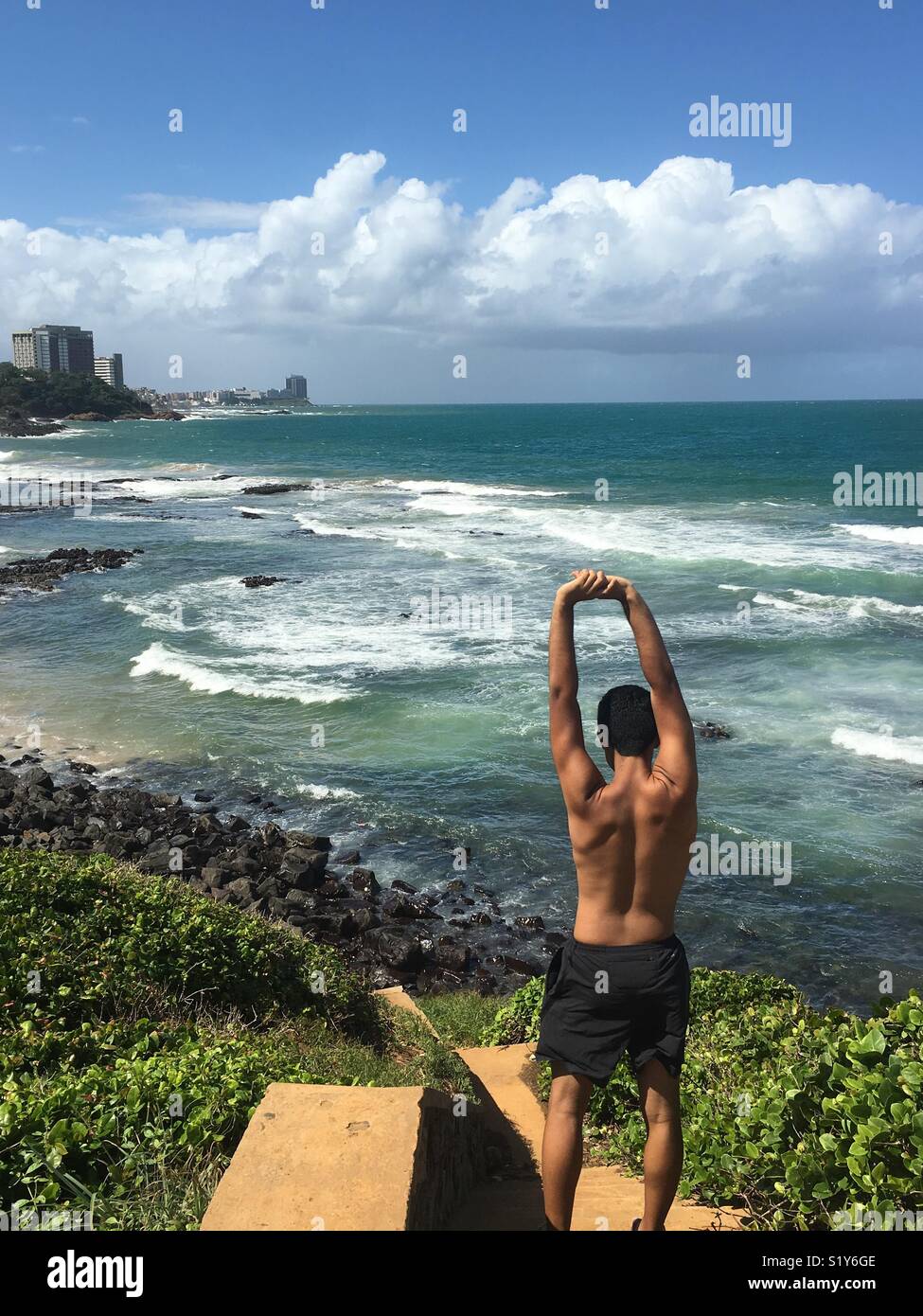 Fitness beach man hi-res stock photography and images - Alamy