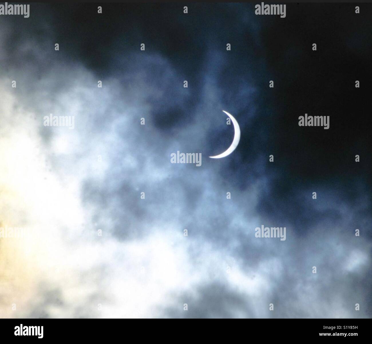 New crescent moon hi-res stock photography and images - Alamy
