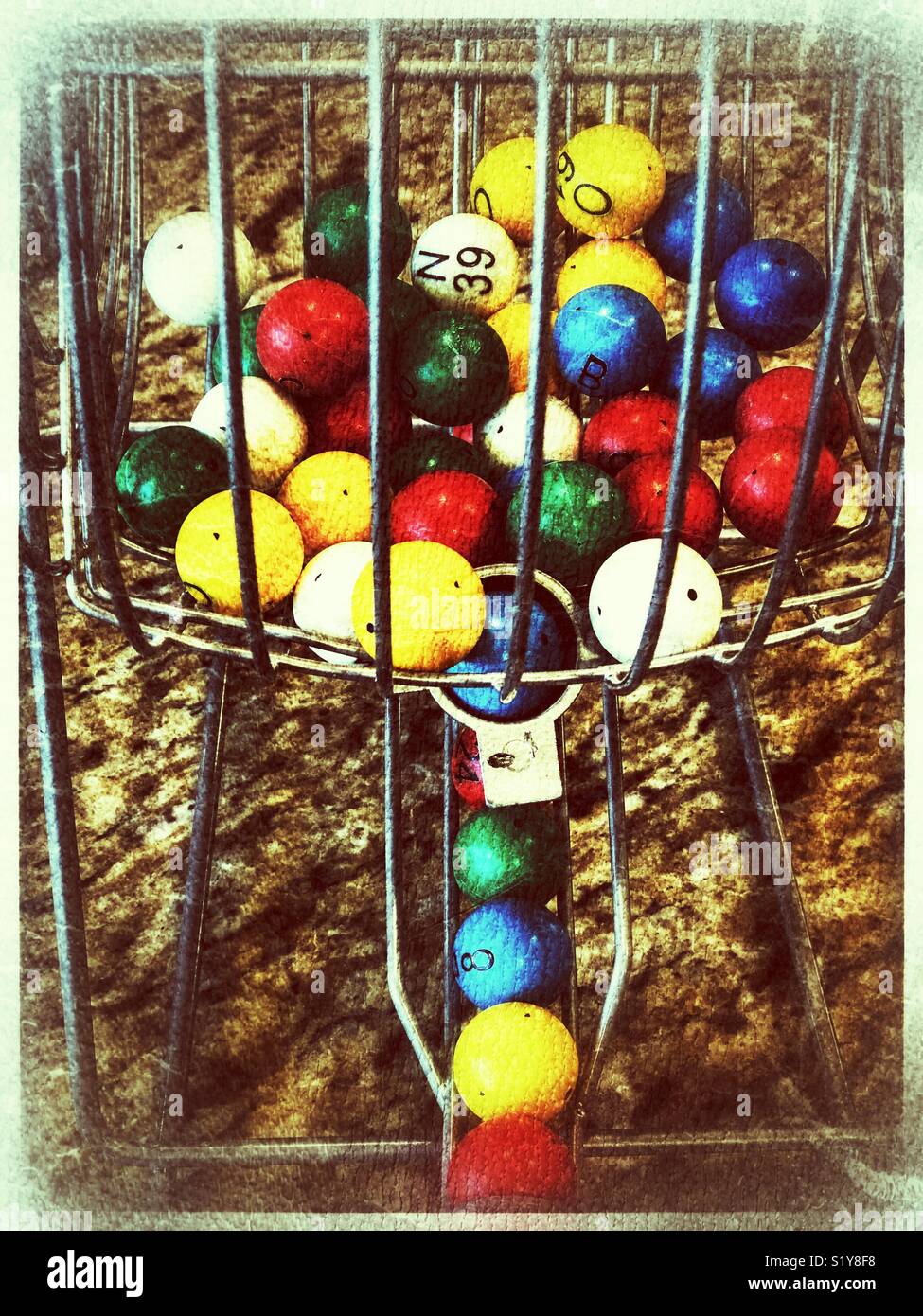 Bingo balls hi-res stock photography and images - Alamy