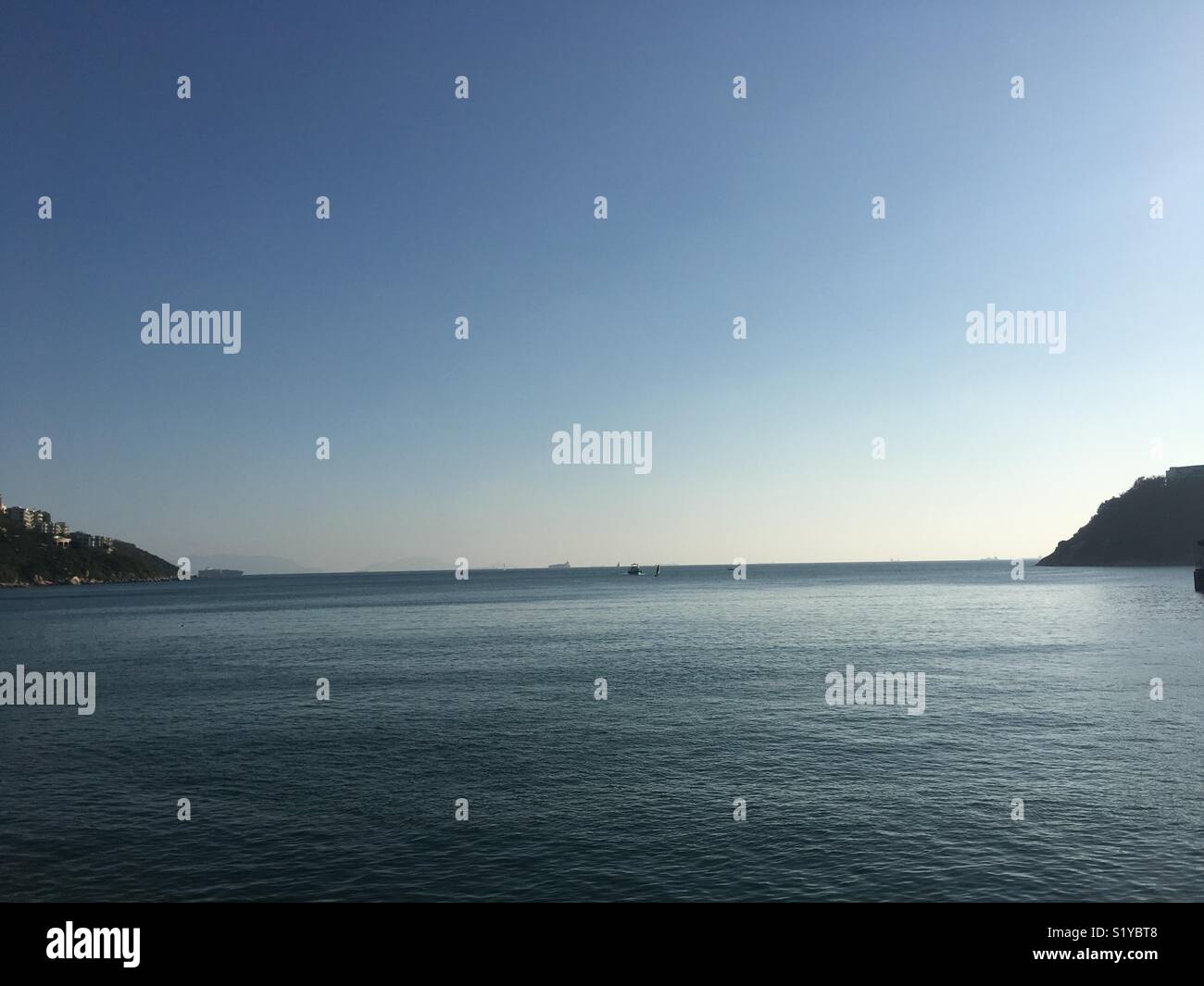 Shiny day hi-res stock photography and images - Alamy