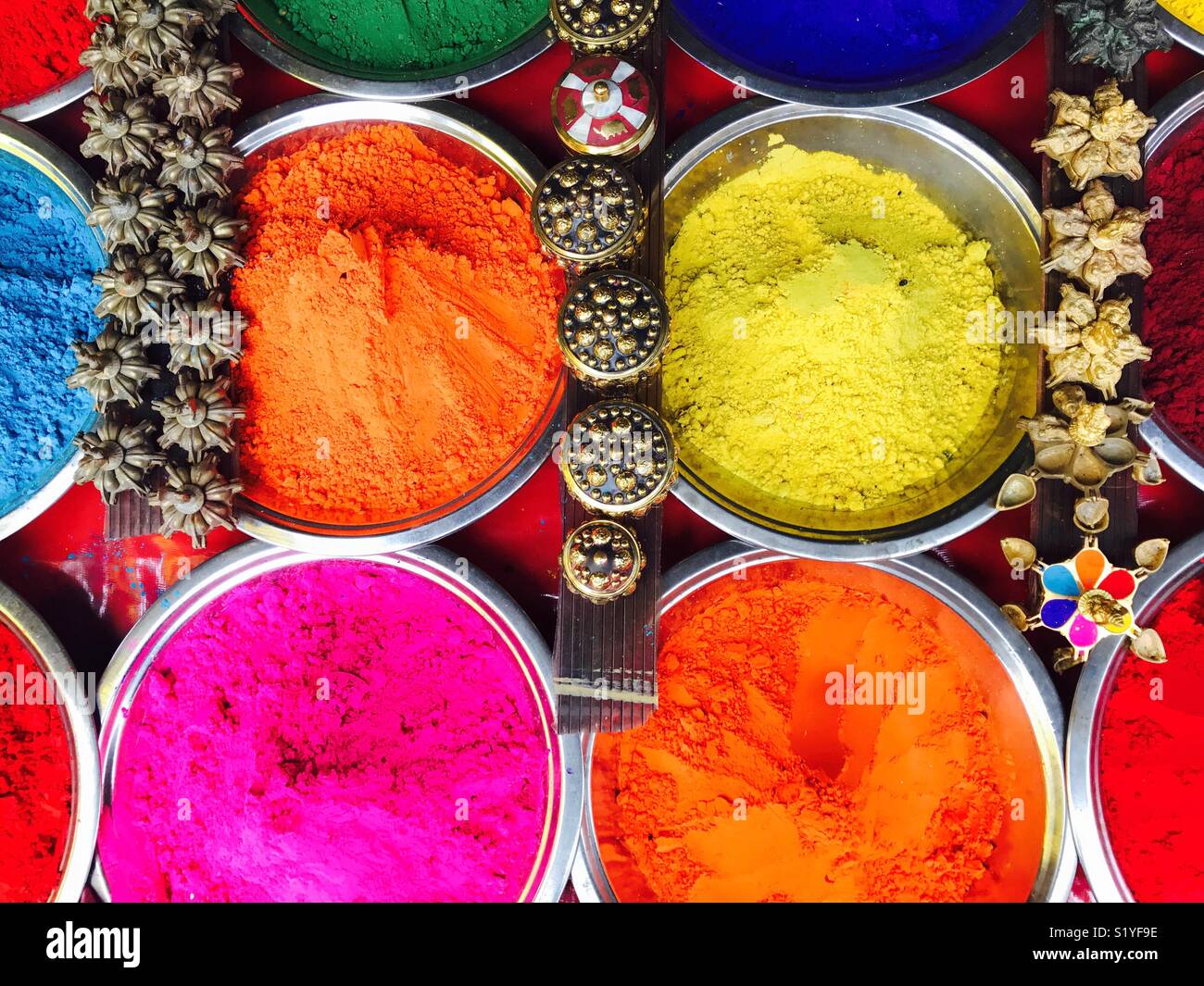 Dry colours hi-res stock photography and images - Alamy