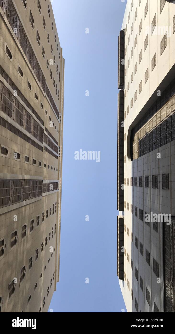 In between buildings in saudi arabia Stock Photo - Alamy