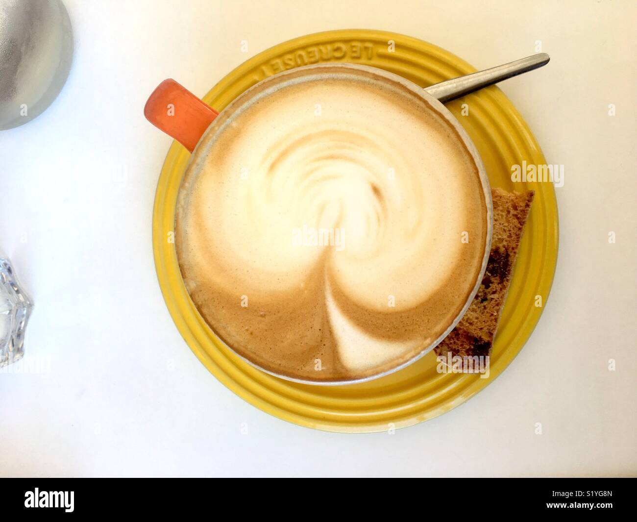 Cappucino foam hi-res stock photography and images - Alamy