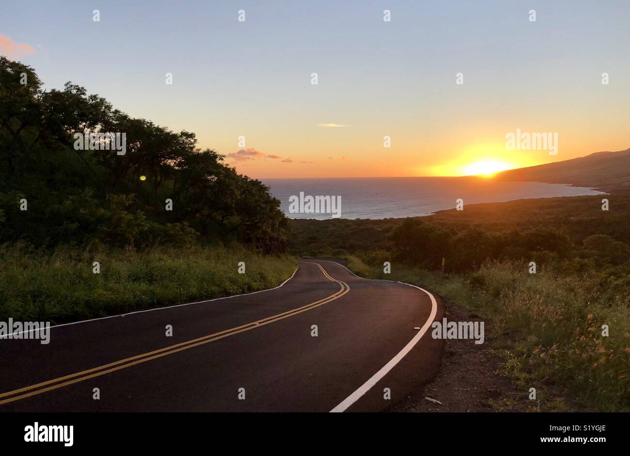 Maui sunset hi-res stock photography and images - Alamy