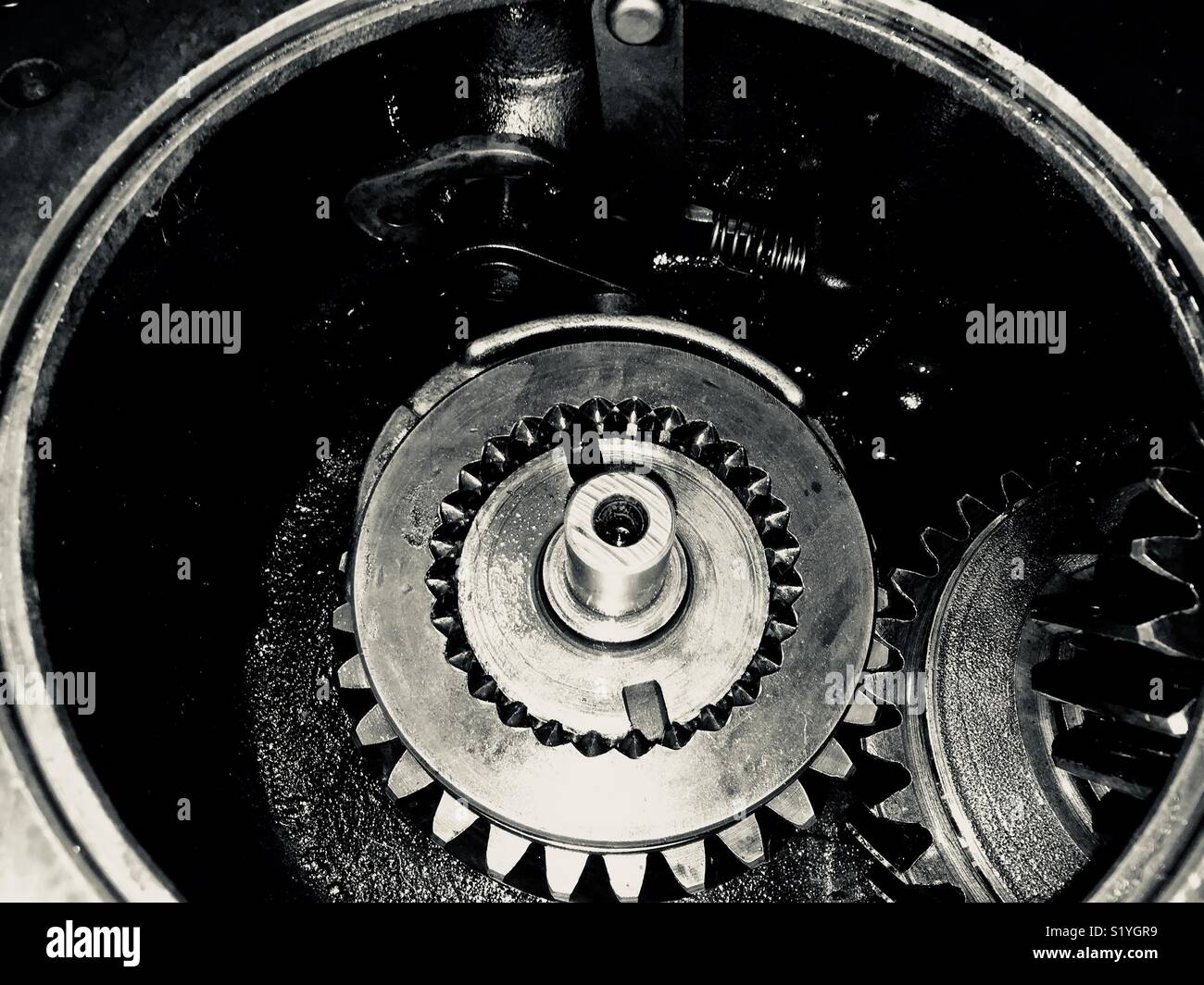Transfer case transmission gears Stock Photo - Alamy